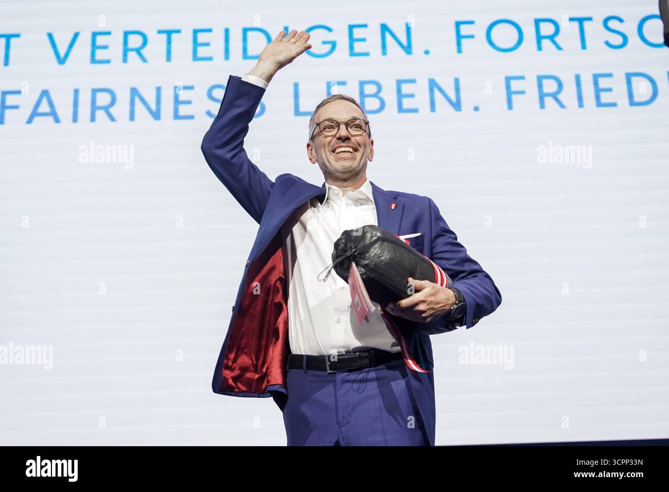 27.09.2025 - Europa, Österreich, Salzburg: 35. Ordentlicher Bundesparteitag der Freiheitlichen ...