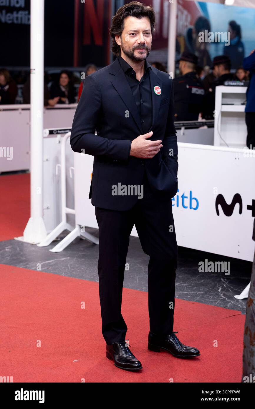 Alvaro Morte attended Anatomía De Un Instante (The Anatomy of a Moment ...