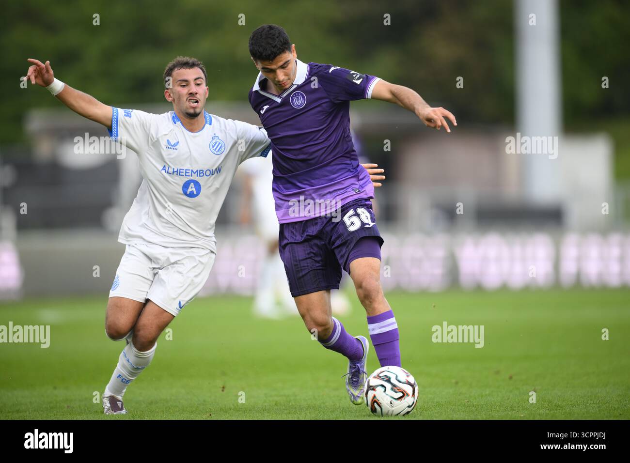Deinze, Belgium. 27th Sep, 2025. Club's Rayan Buifrahi Khbiez and RSCA ...