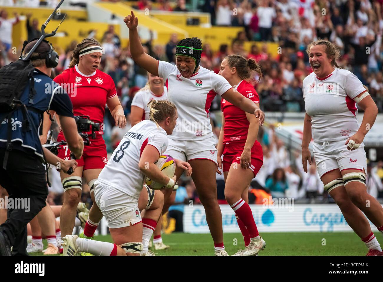 London, UK, 27th September 2025 England number 8 Alex Matthews fights ...