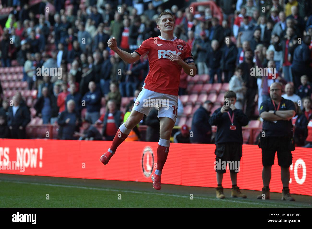 London, England. 27th Sep 2025. Greg Docherty celebrates after the Sky ...