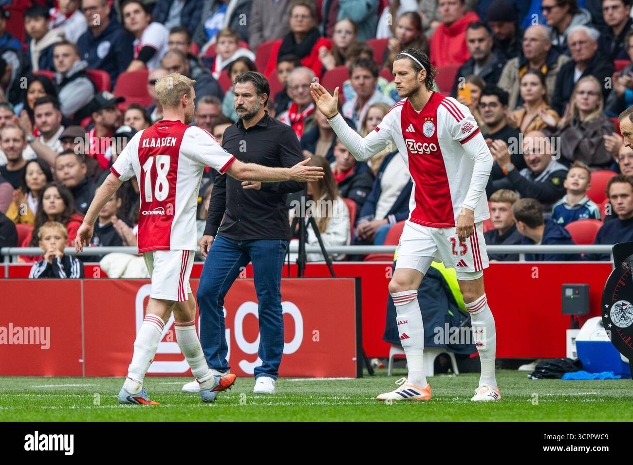 AMSTERDAM , 27-09-2025 , Johan Cruyff ArenA , season 2025 / 2026 ...