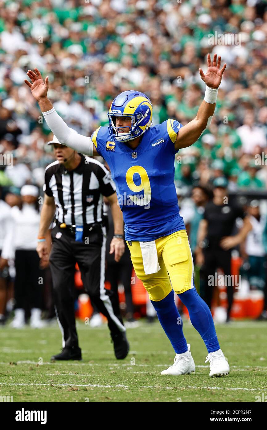 Los Angeles Rams quarterback Matthew Stafford celebrates a touchdown ...