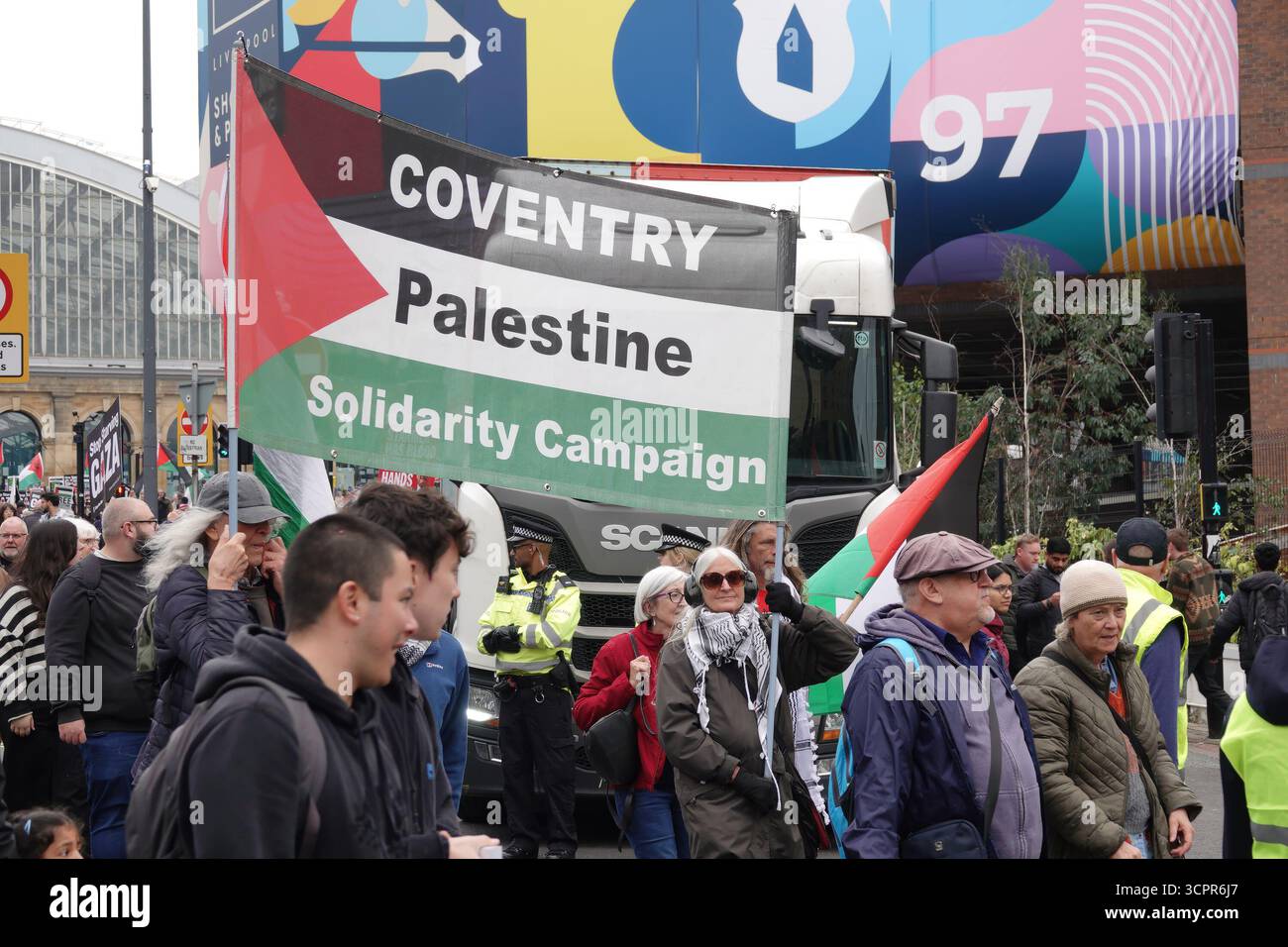 Liverpool, UK. 27th Sep, 2025. National March for Palestine in ...