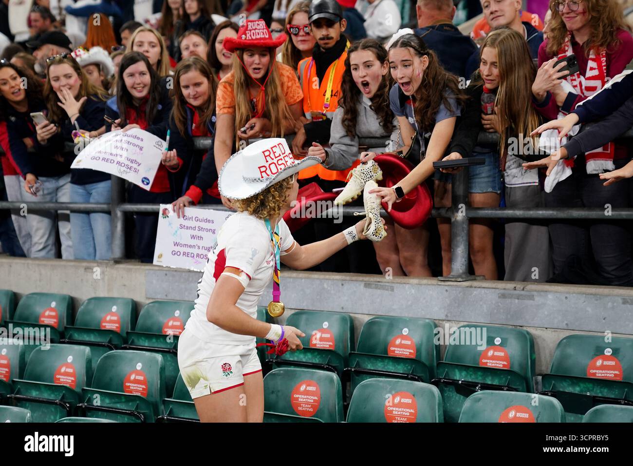 England's Ellie Kildunne celebrates with fans after the Women's Rugby ...