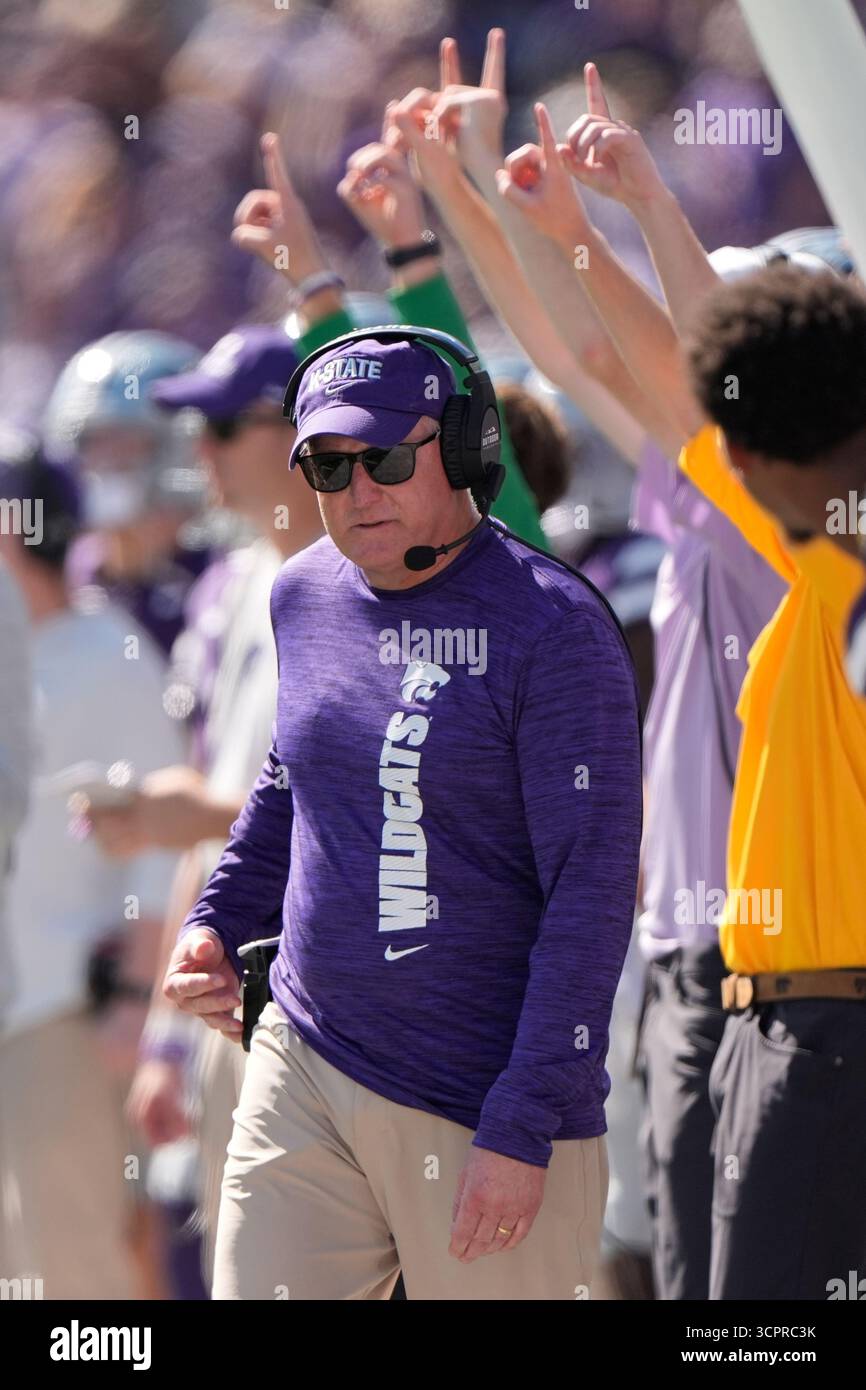 Kansas State head coach Chris Klieman watches from the sidelines during ...