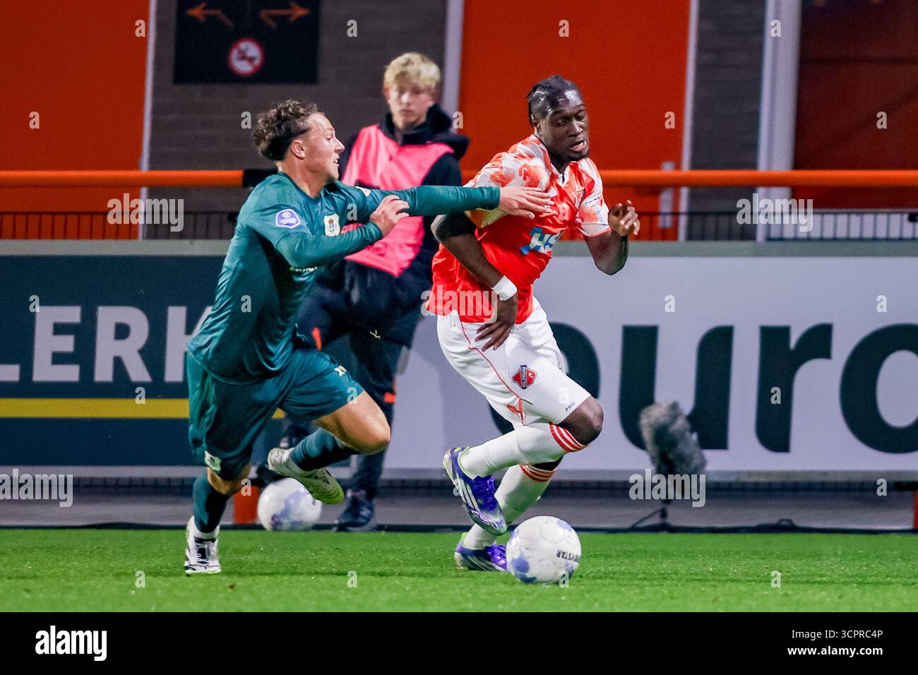 VOLENDAM, 27-09-2025 , KRAS Stadium , season 2025 / 2026 , Dutch ...