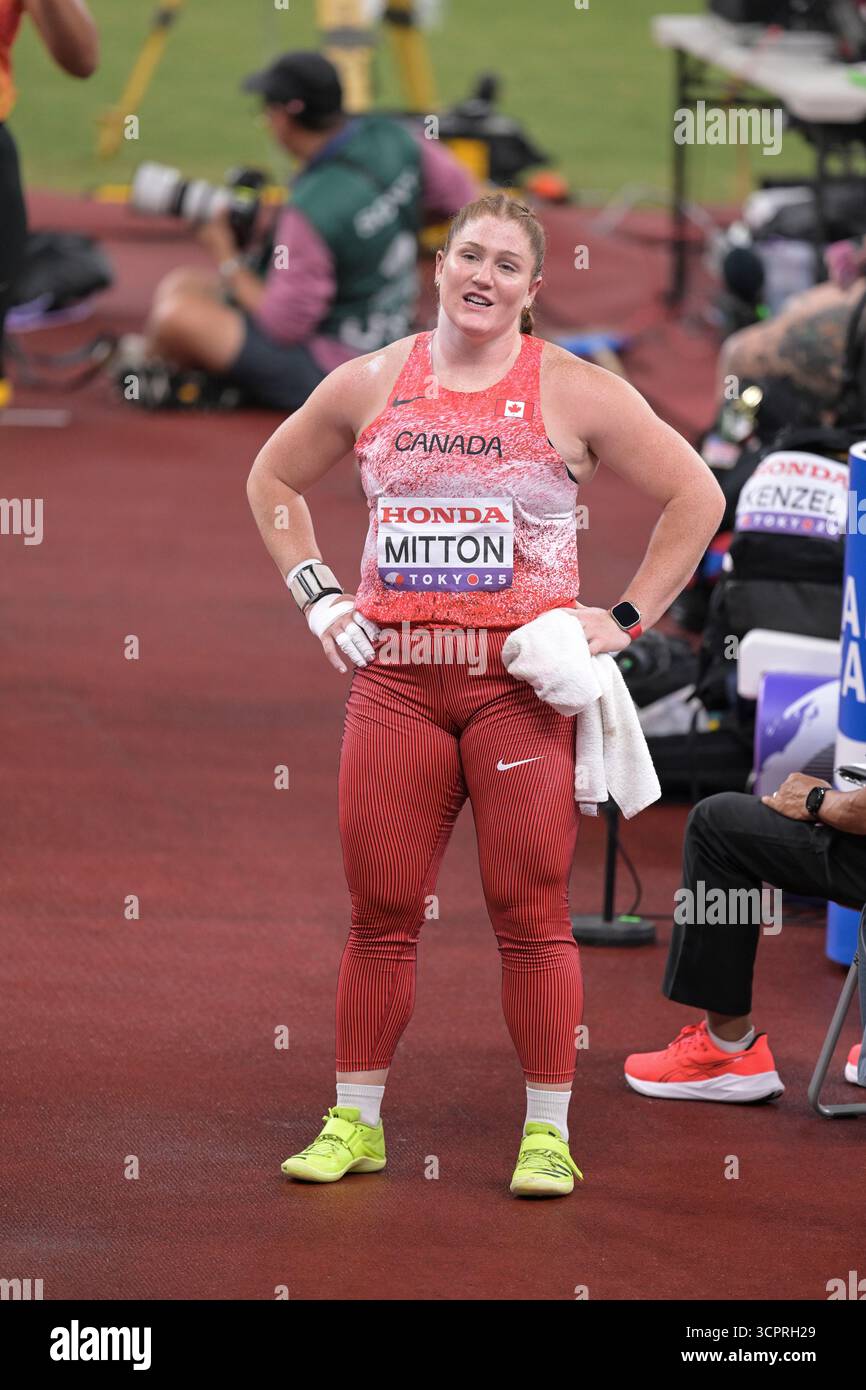 Sarah Mitton of Canada competing in the women’s shot put at the World ...