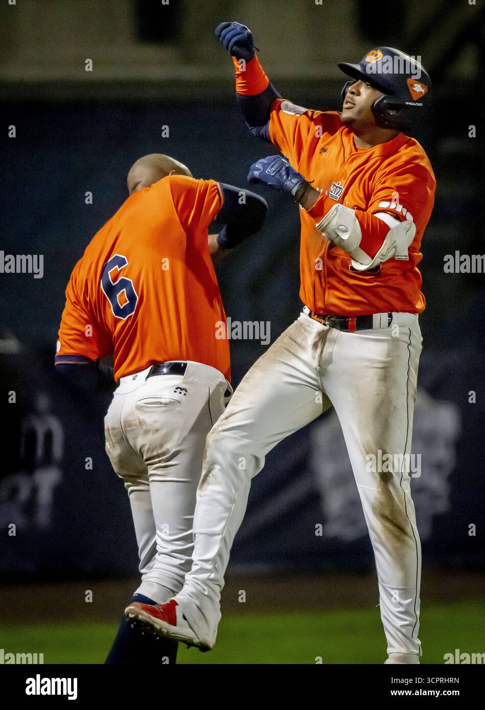ROTTERDAM - Dutch baseball player Sharlon SCHOOP in action against ...