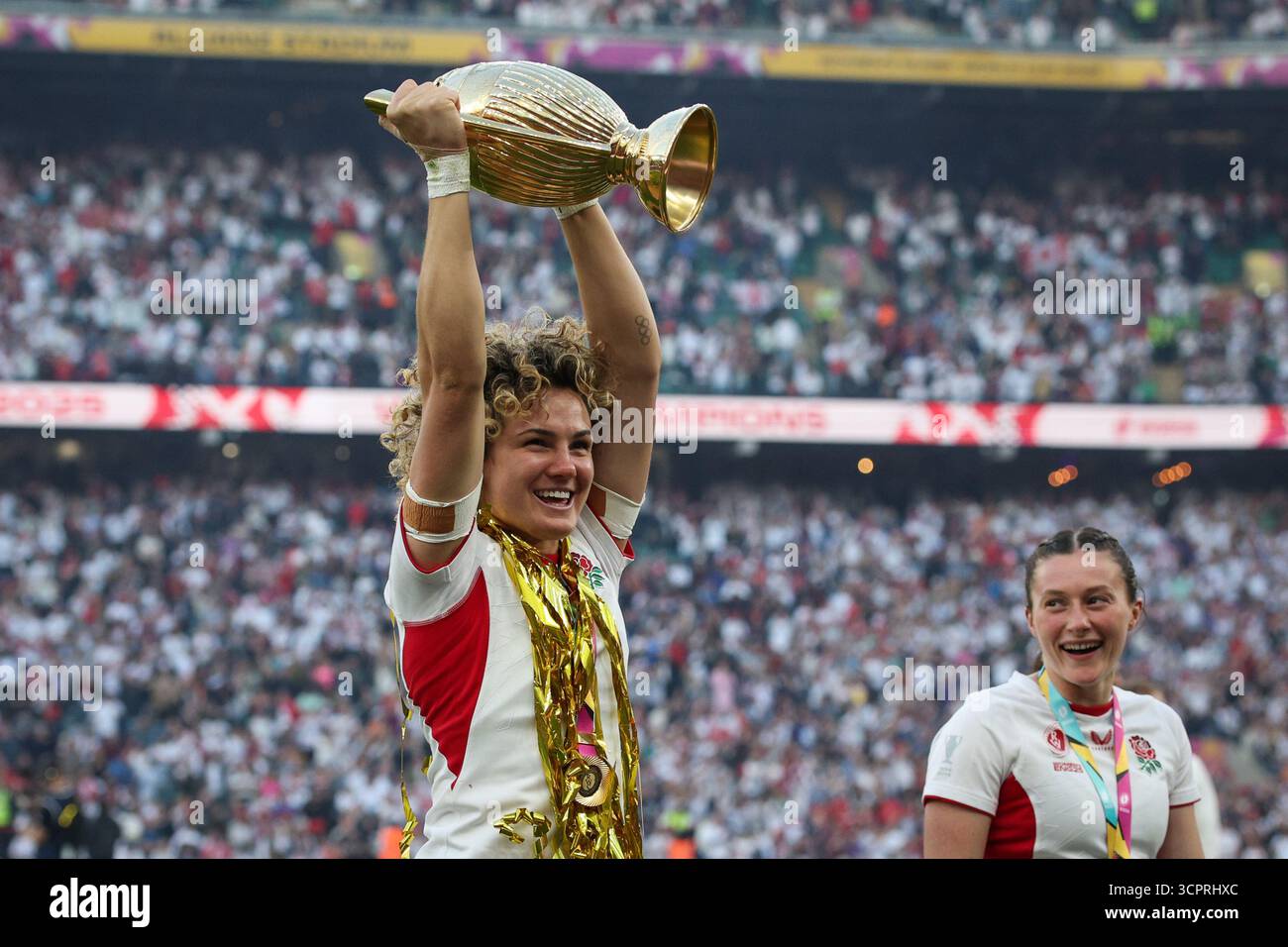 LONDON, UK - 27th Sept 2025: Ellie Kildunne of England celebrates with ...