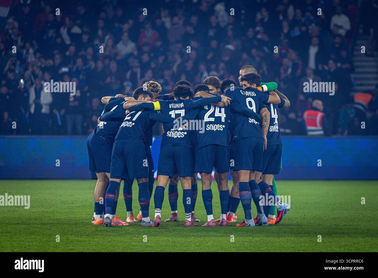 Team of PSG during the French championship Ligue 1 football match ...