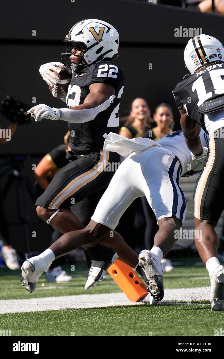 Vanderbilt running back Makhilyn Young (22) runs for a touchdown during ...