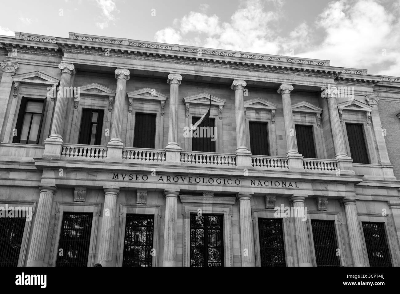 T square building Black and White Stock Photos & Images - Alamy