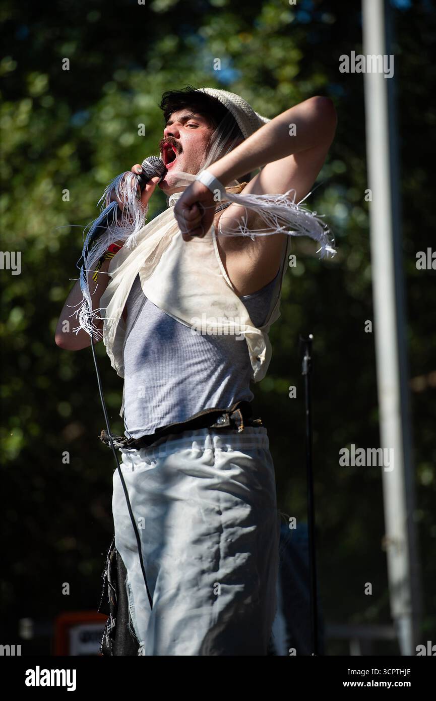 September 27, 2025: Cole Haden with Model/Actriz band performing at the ...