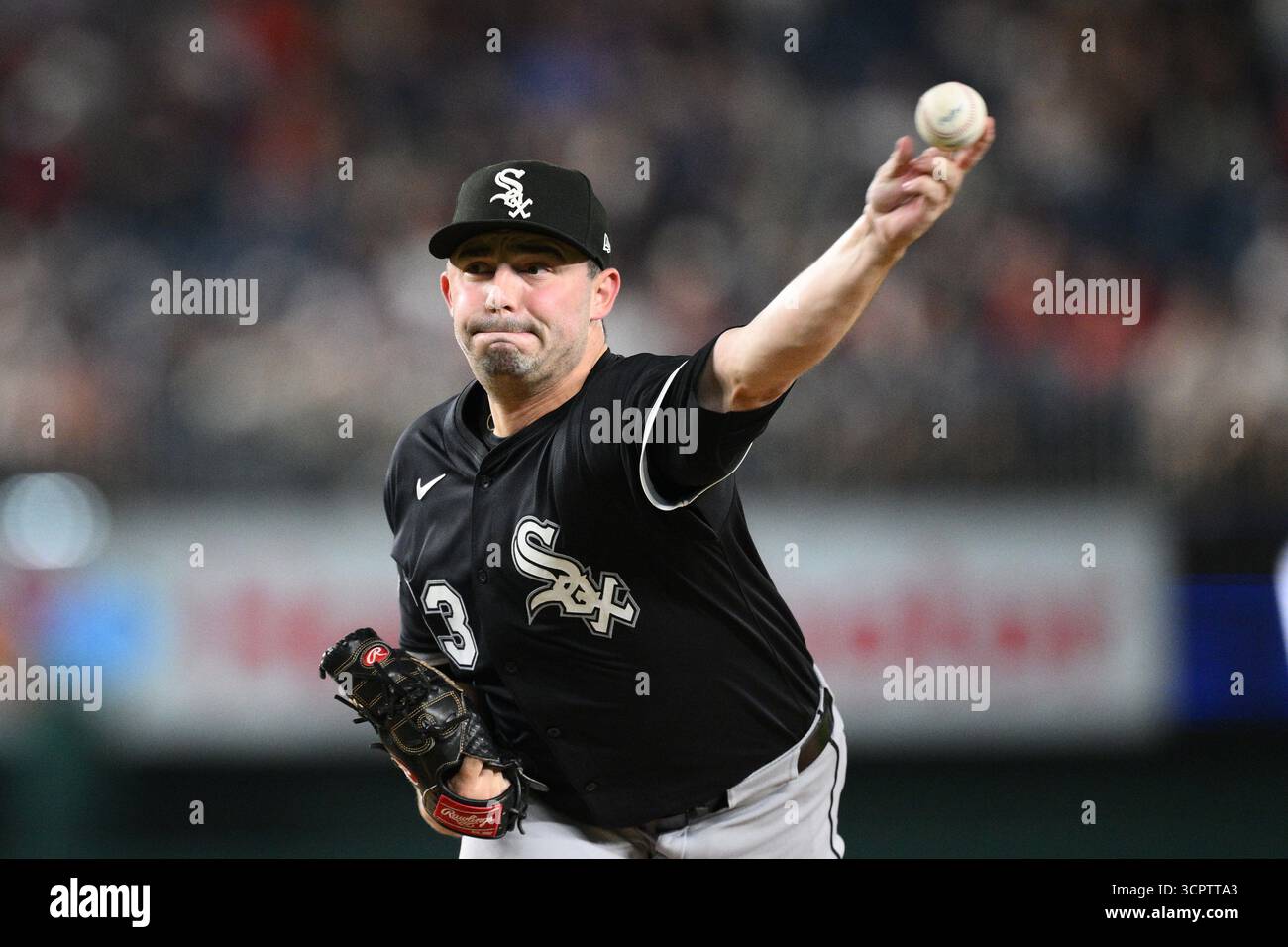 Chicago White Sox relief pitcher Brandon Eisert (53) in action during a ...