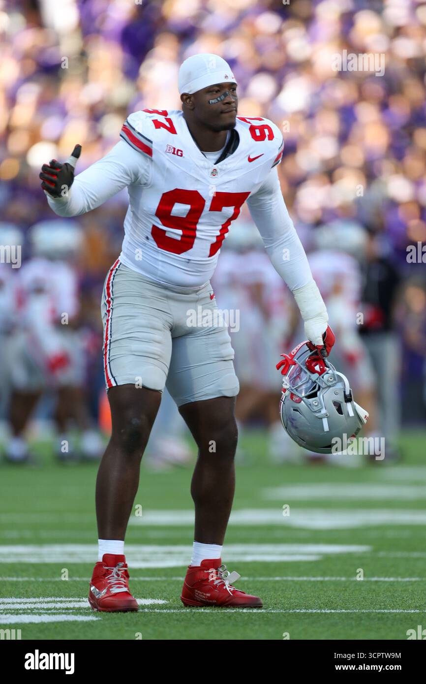 SEATTLE, WA - SEPTEMBER 27: Ohio State (DE) #97 Kenyatta Jackson Jr ...