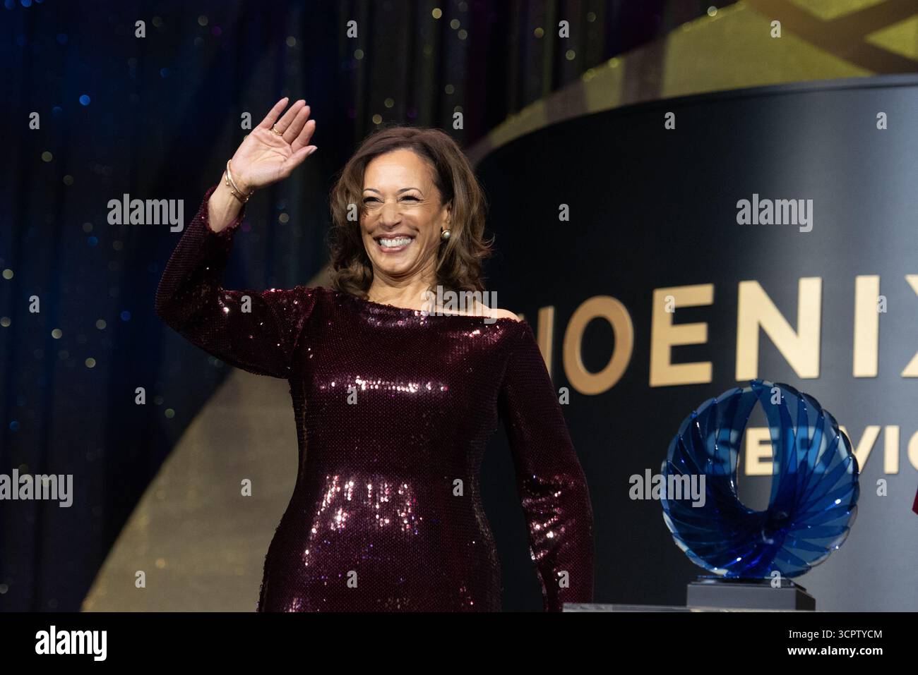 Former Vice President Kamala Harris receives the Congressional Black ...