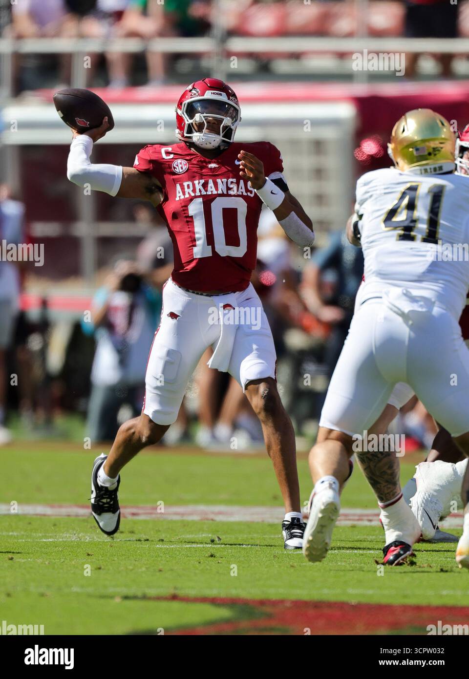 September 27, 2025: Razorback quarterback Taylen Green (10) prepares to ...