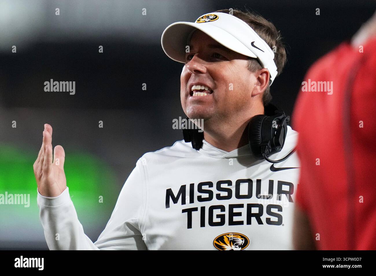 Missouri head coach Eliah Drinkwitz watches from the sidelines during ...