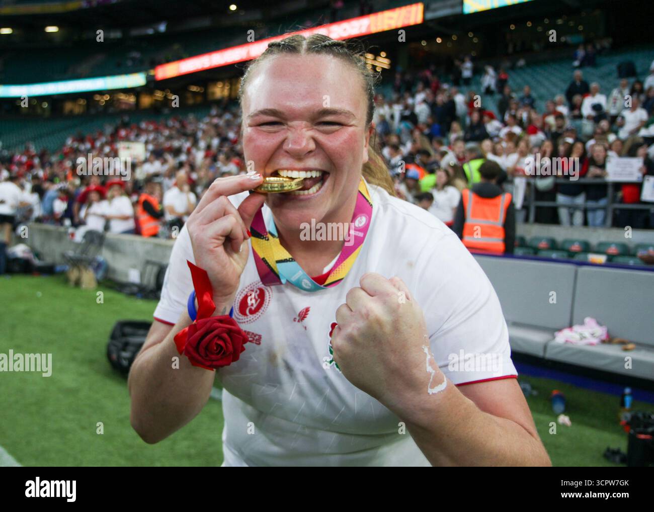 England world cup sarah bern kildunne hi-res stock photography and ...