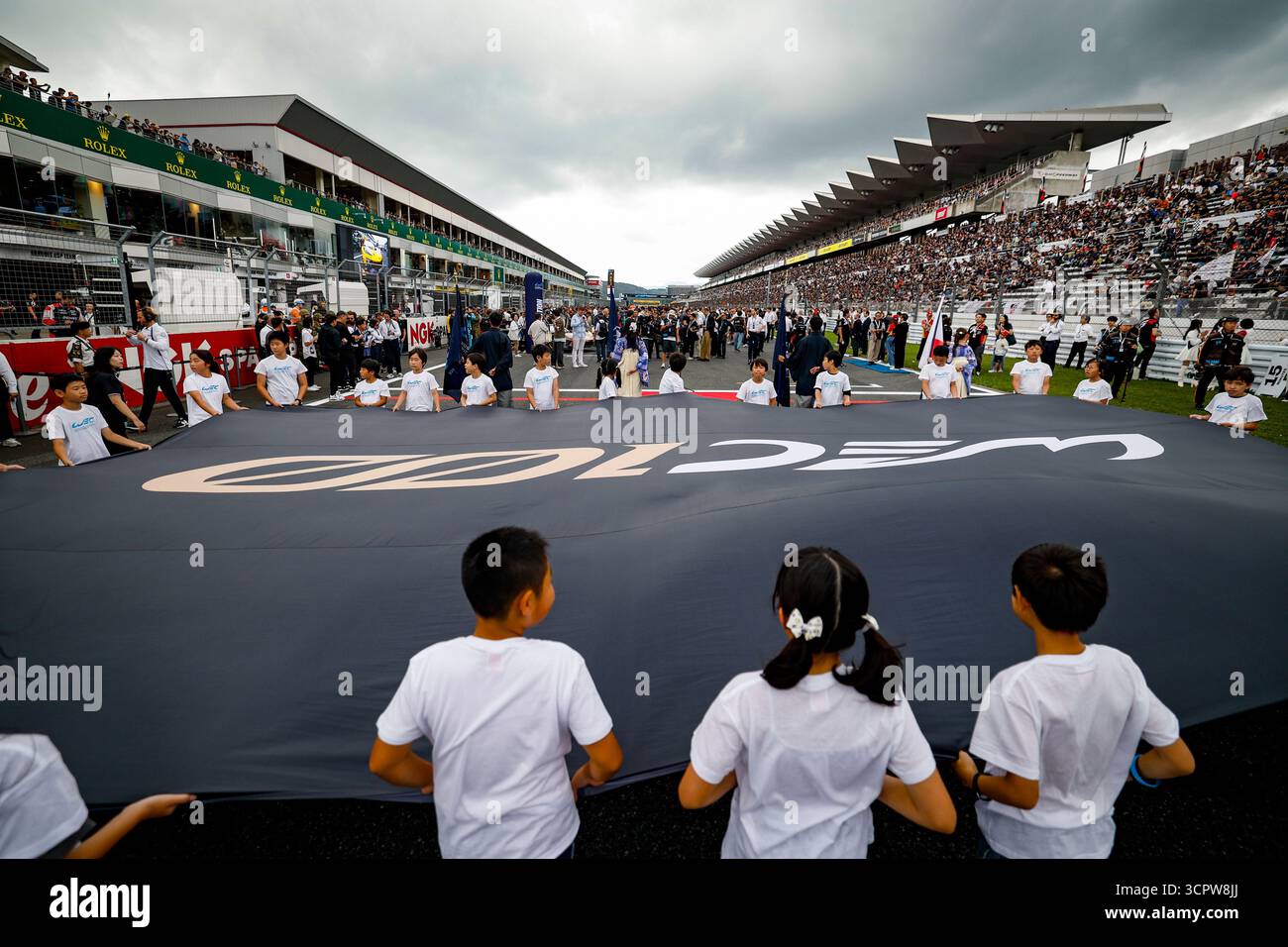 WEC 100 Flag, Grid during the 6 Hours of Fuji 2025, 7th round of the ...