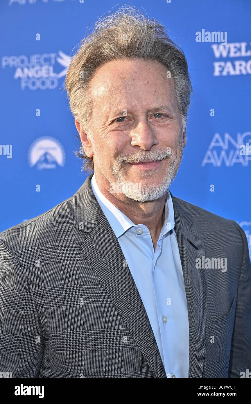 Los Angeles, CA USA. 26th Sep 2025. Steven Weber at Project Angel Foods ...