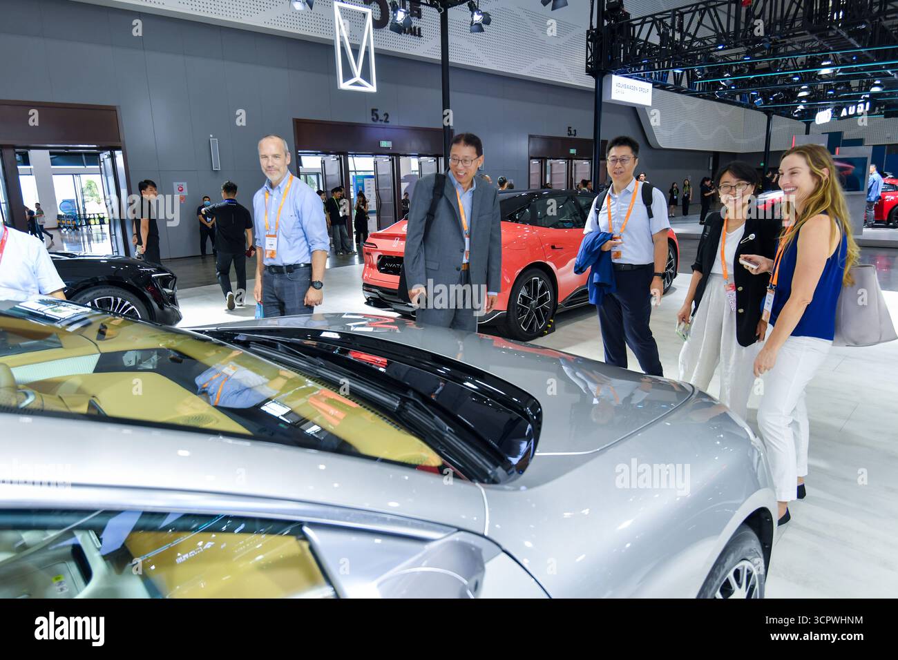 Harmonyos cockpit hi-res stock photography and images - Alamy