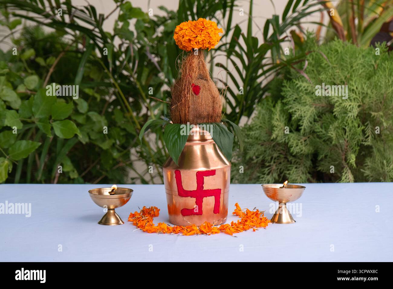 Dashain family hi-res stock photography and images - Alamy