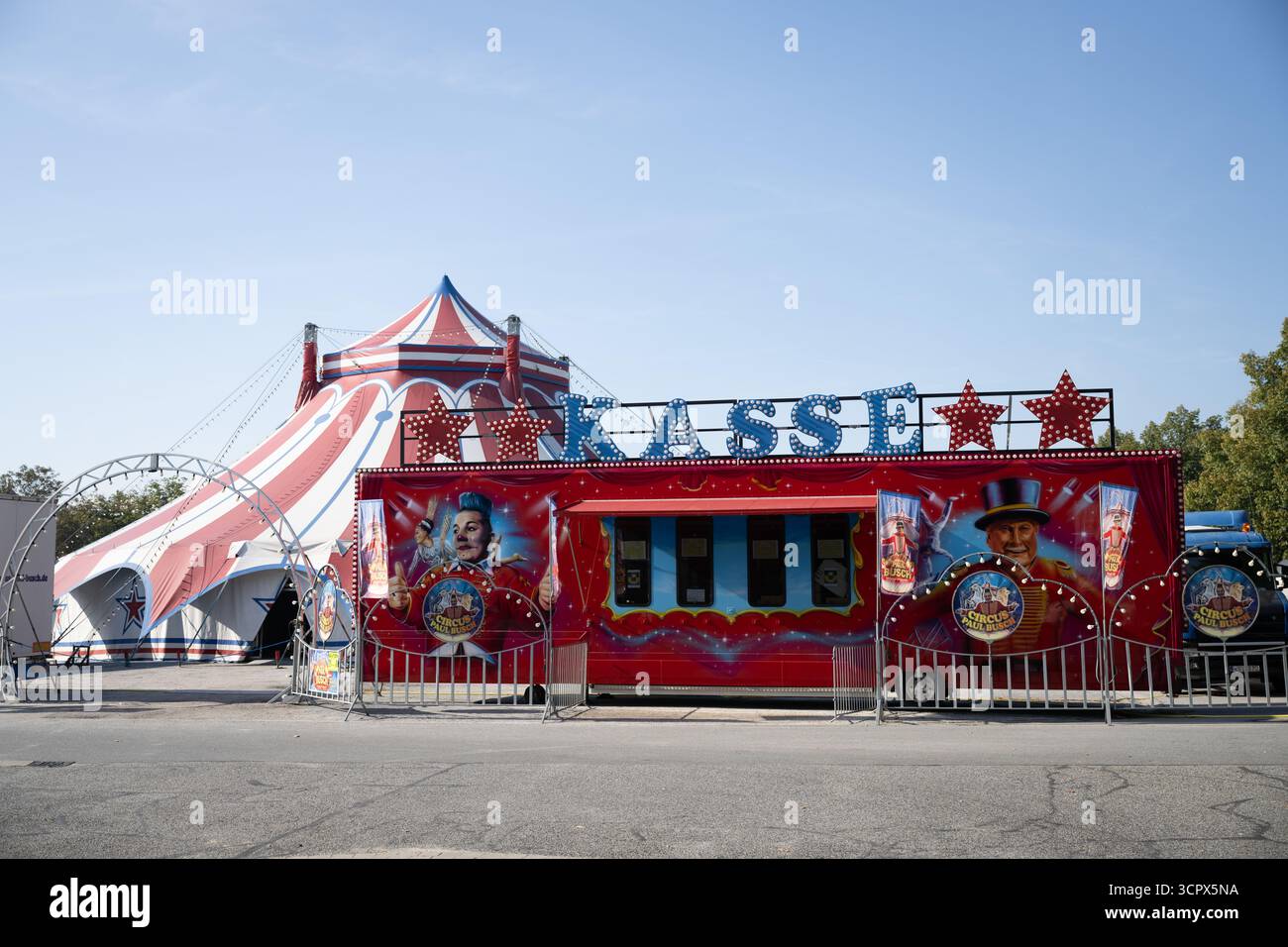 Bautzen, Germany. 28th Sep, 2025. The circus tent of Circus Paul Busch ...