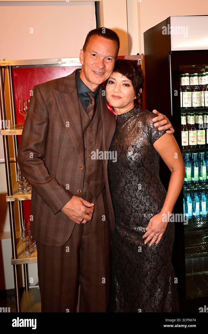 Madeleine Wehle mit Ehemann Mario Hensel bei der 17. Hope Gala 2025 im ...