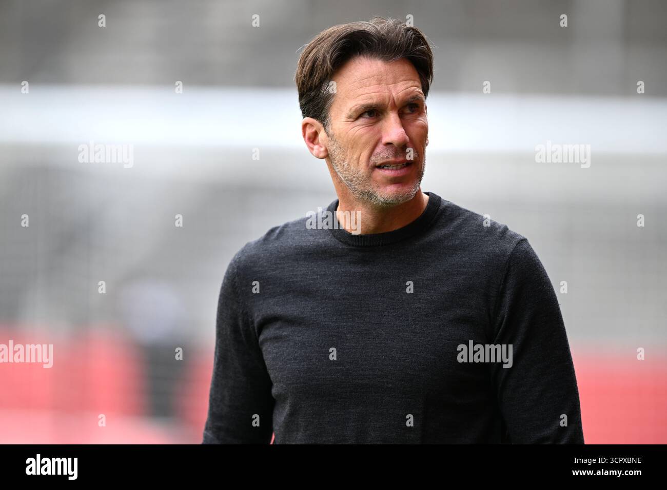 Liverpool manager Gareth Taylor before the Barclays Women's Super ...