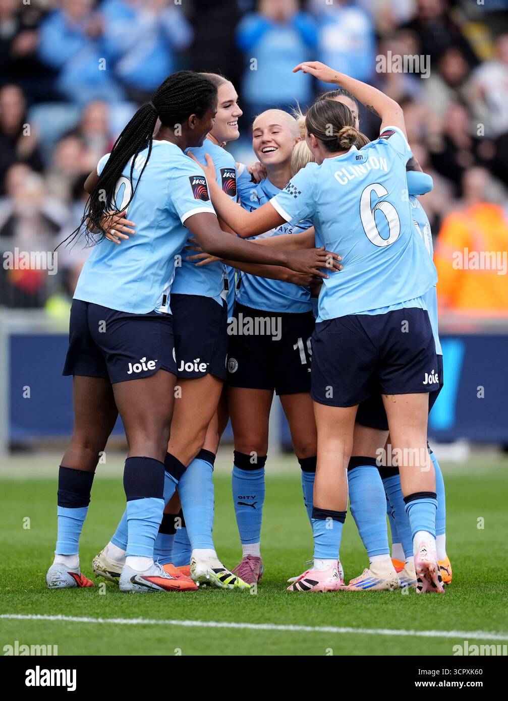 Manchester City's Laura Blindkilde (centre) celebrates with her team ...