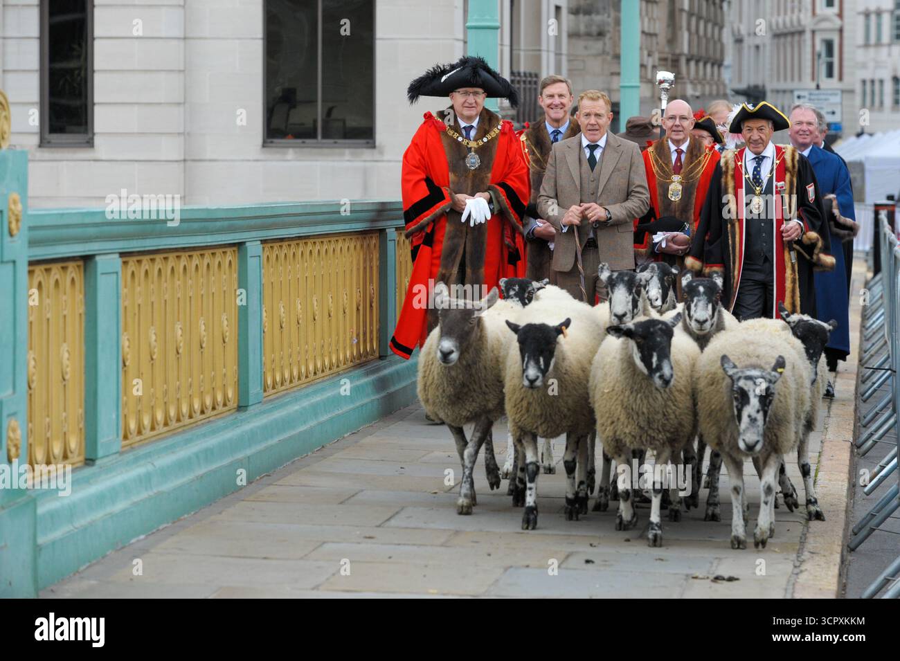 Southwark Bridge, London, United Kingdom. 28 September, 2025 – Adam ...