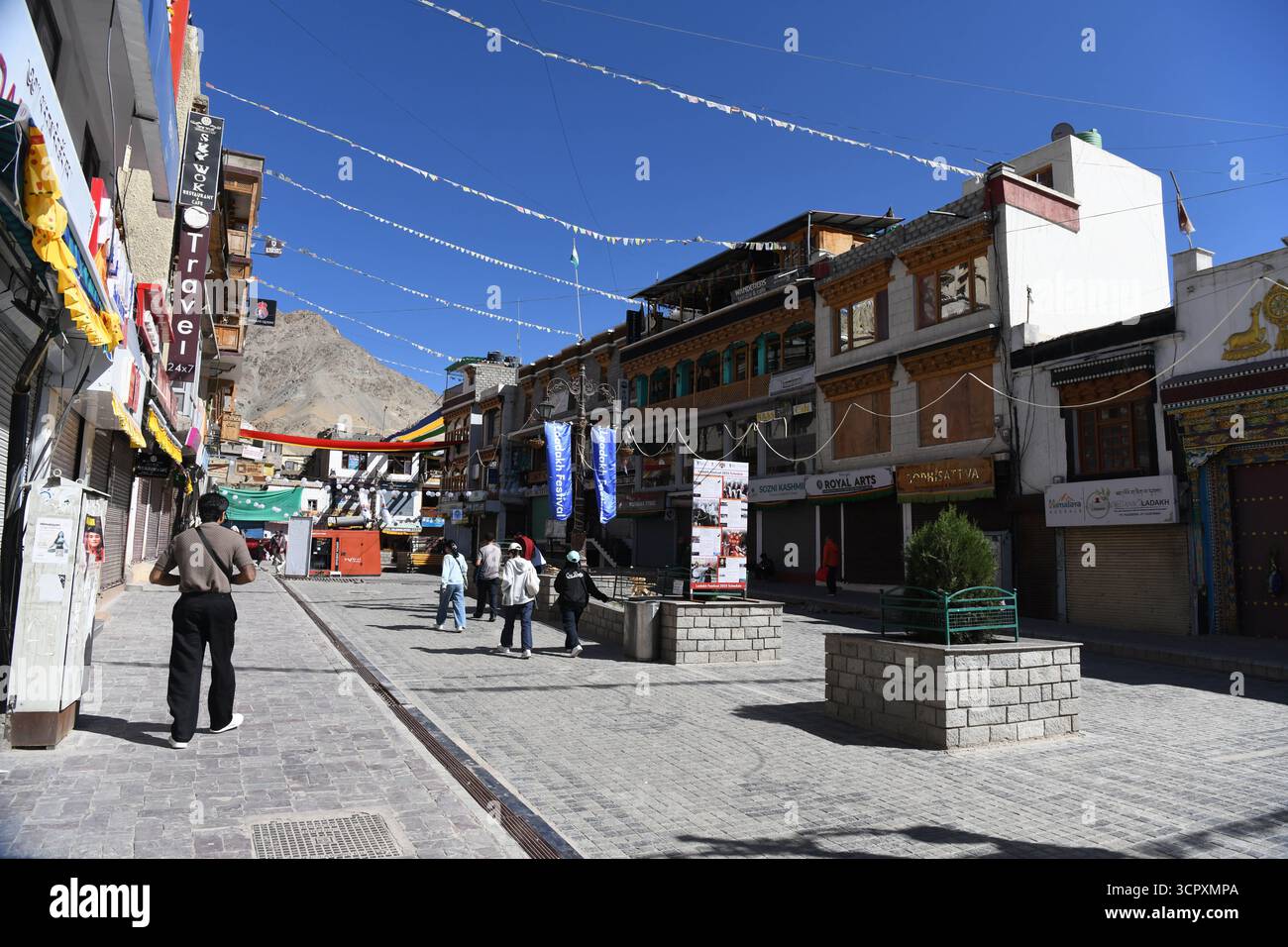 Leh unrest 40 jpg hi-res stock photography and images - Alamy