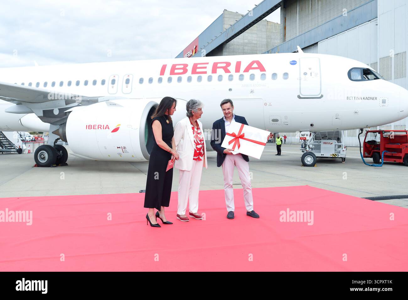Iberia S President Marco Sansavini And Spain S First Female