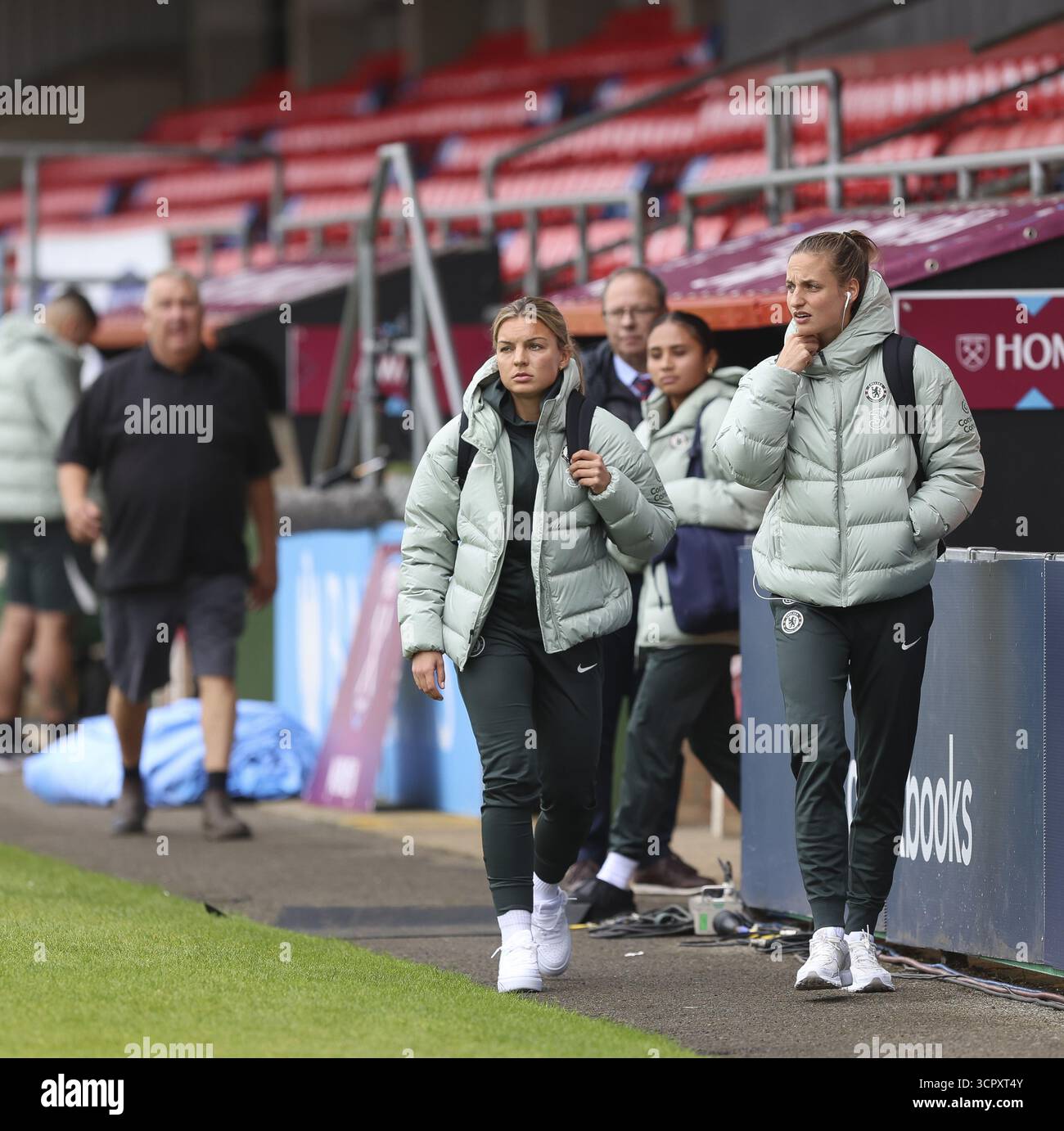 Joihanna Rytting Kaneryd (Chelsea 19) and Natalie Bjorn (chelsea 14 ...