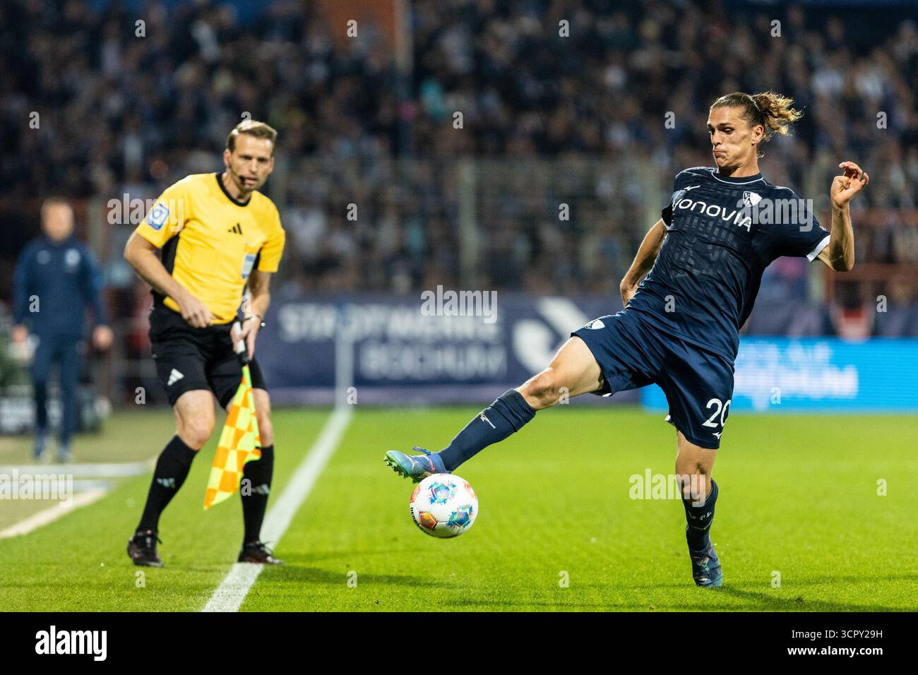 d20 2. Fu?ball Bundesliga: VfL Bochum - Fortuna D?sseldorf; Vonovia-Ruhrstadion, Bochum; 27.09. ...