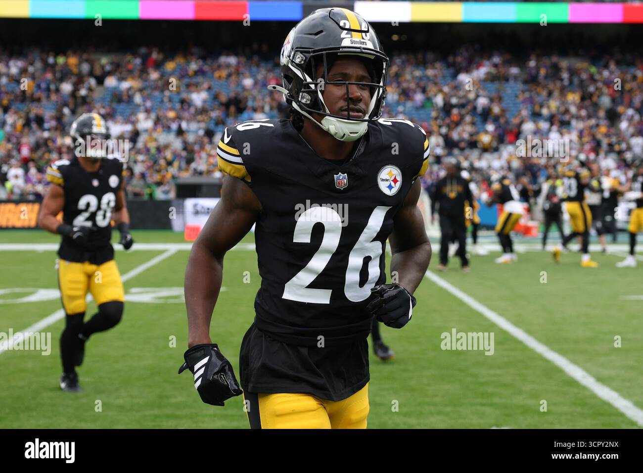 Pittsburgh Steelers cornerback Brandin Echols (26) warms up ahead of ...