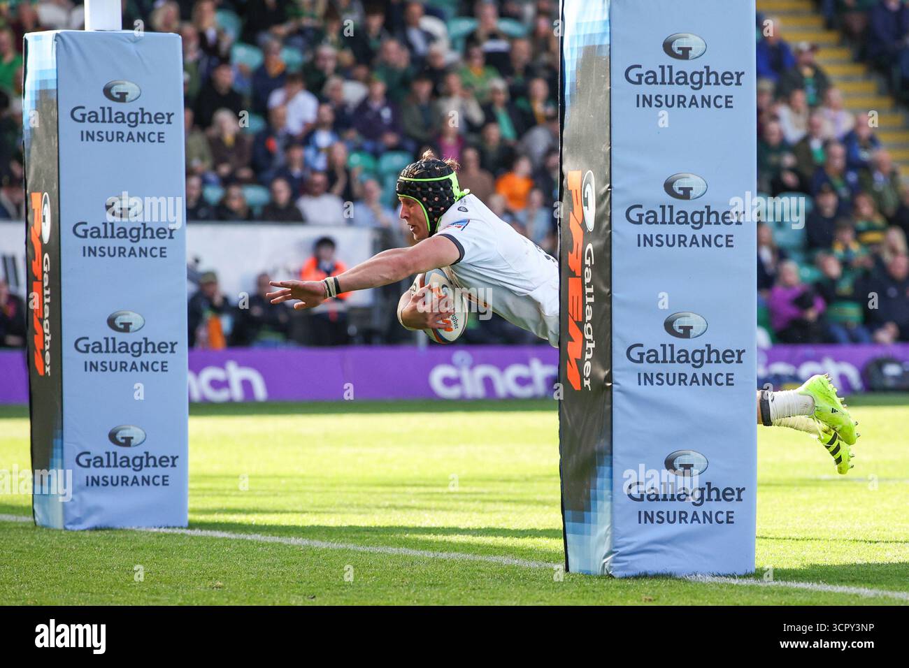 NORTHAMPTON, UK - 28th Sept 2025: Ross Michael Vintcent of Exeter ...