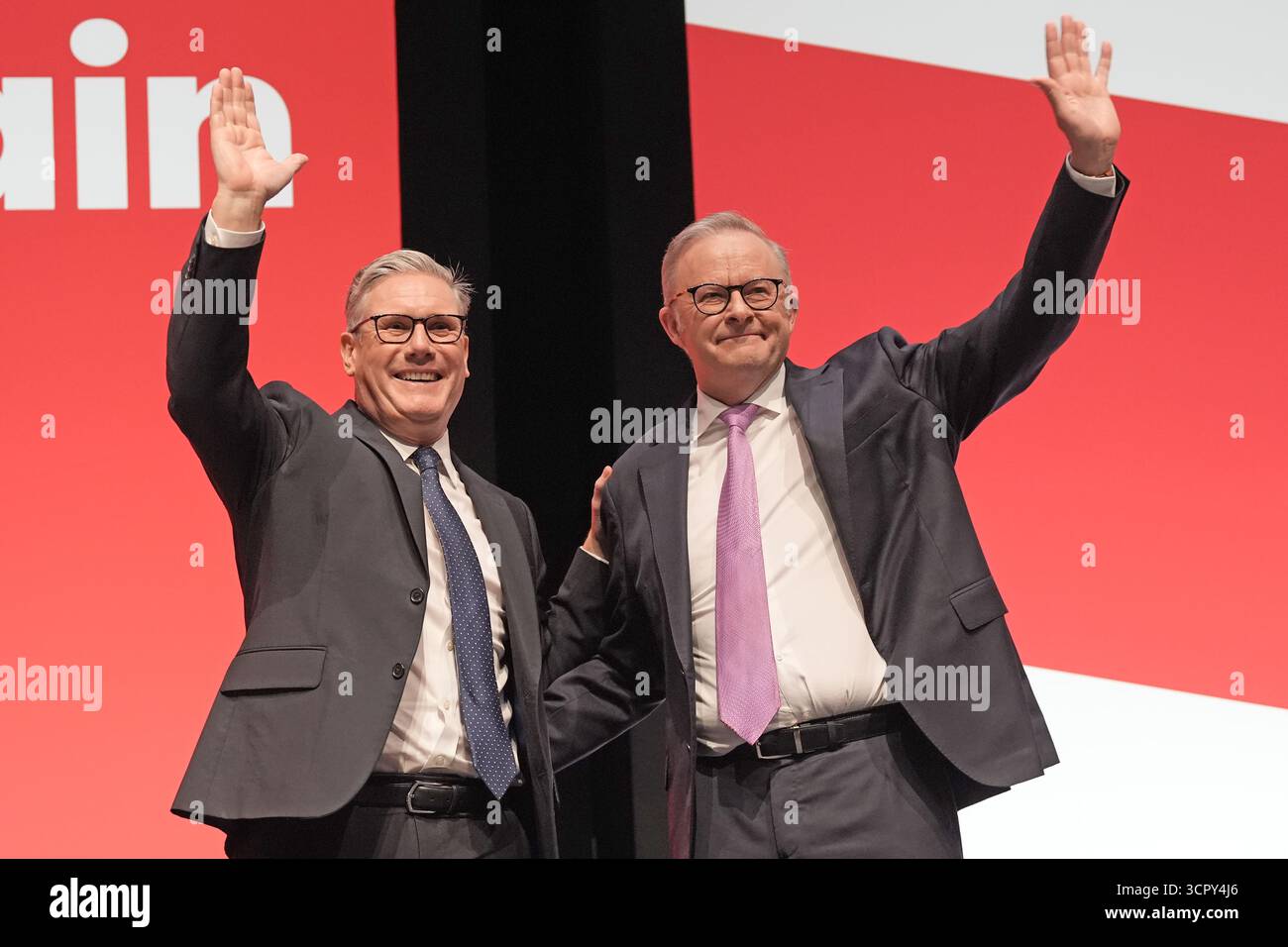 Prime Minister Sir Keir Starmer (left) and Australian Prime Minister ...