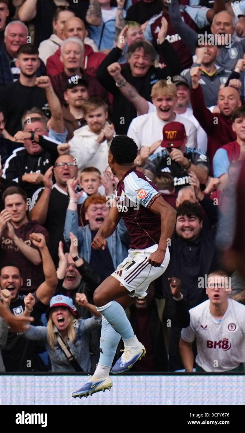 Aston Villa's Ollie Watkins celebrates in front of home fans after ...