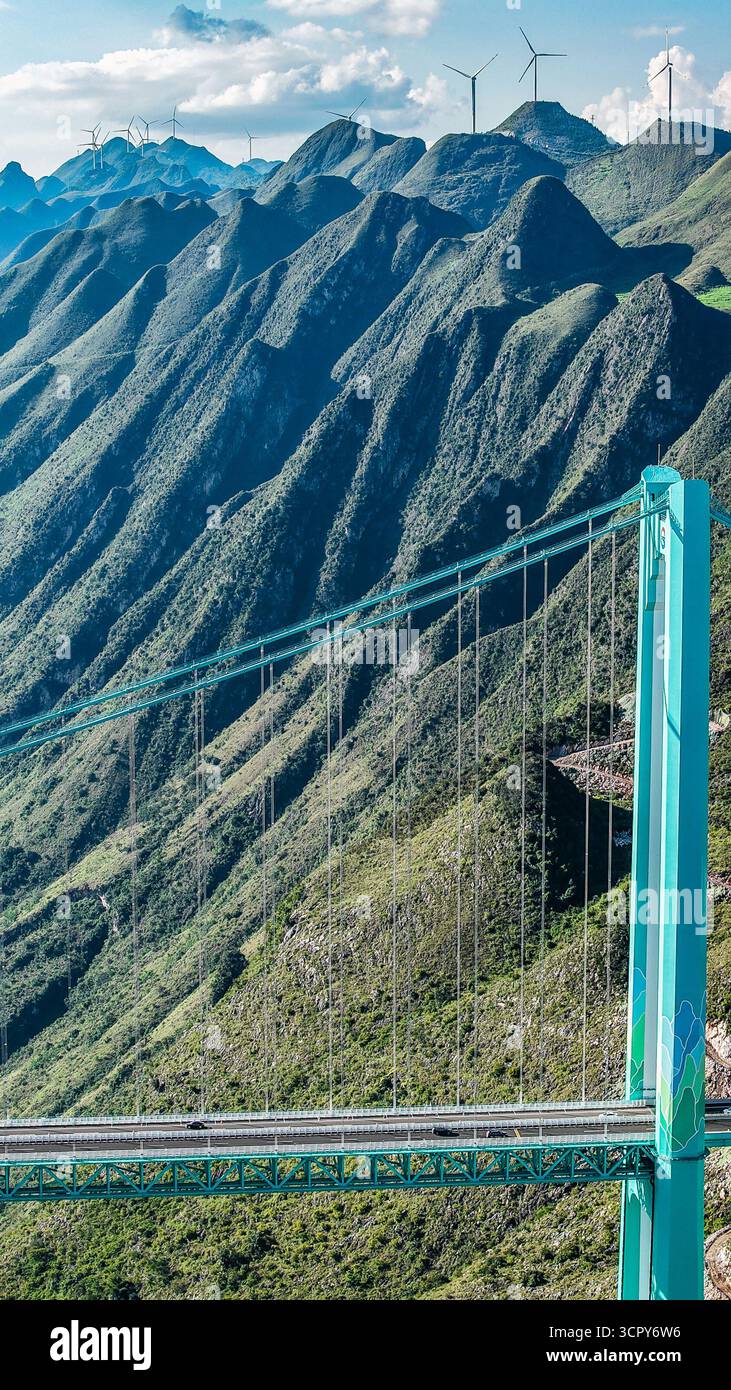 (250928) -- GUANLING, Sept. 28, 2025 (Xinhua) -- An aerial drone photo ...