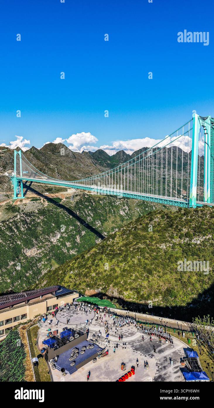 (250928) -- GUANLING, Sept. 28, 2025 (Xinhua) -- An aerial drone photo ...