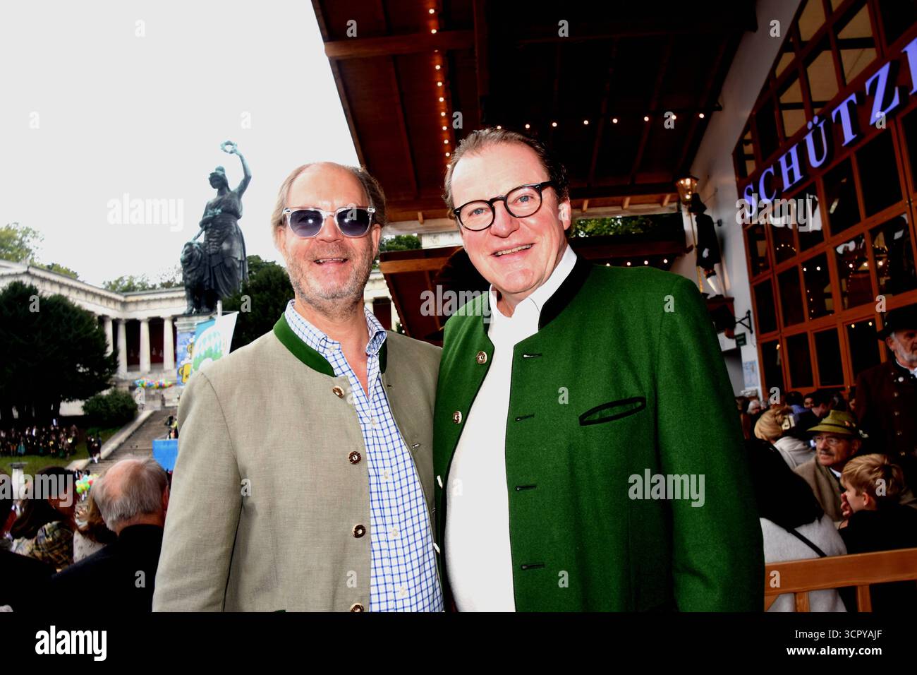 Max Dietl-Modehaus Franz Georg Strauss Muenchen 28.09.2025 ...
