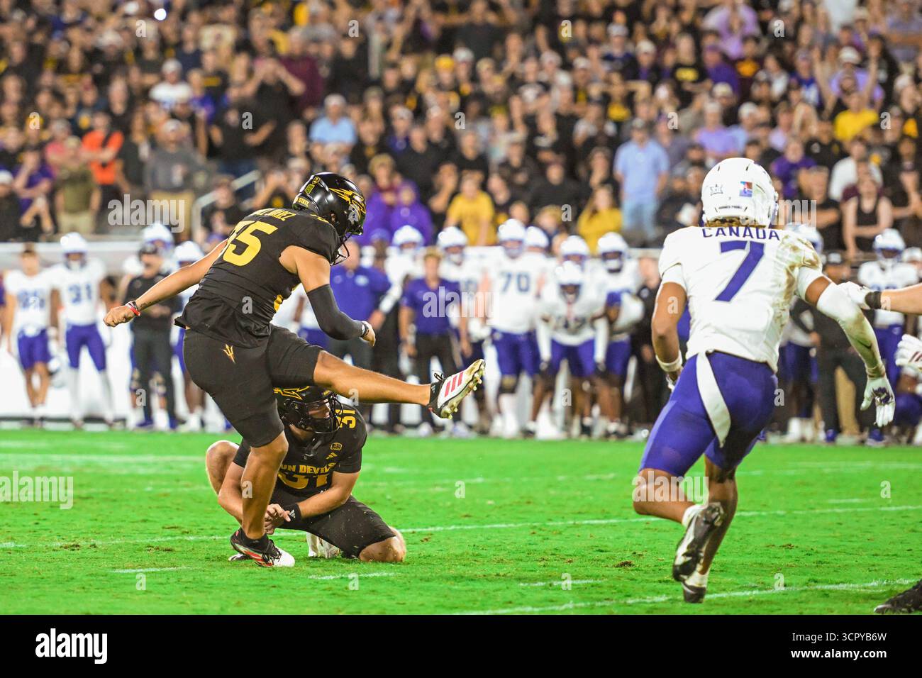 Arizona State Sun Devils place kicker Jesus Gomez (35) kicks the game ...