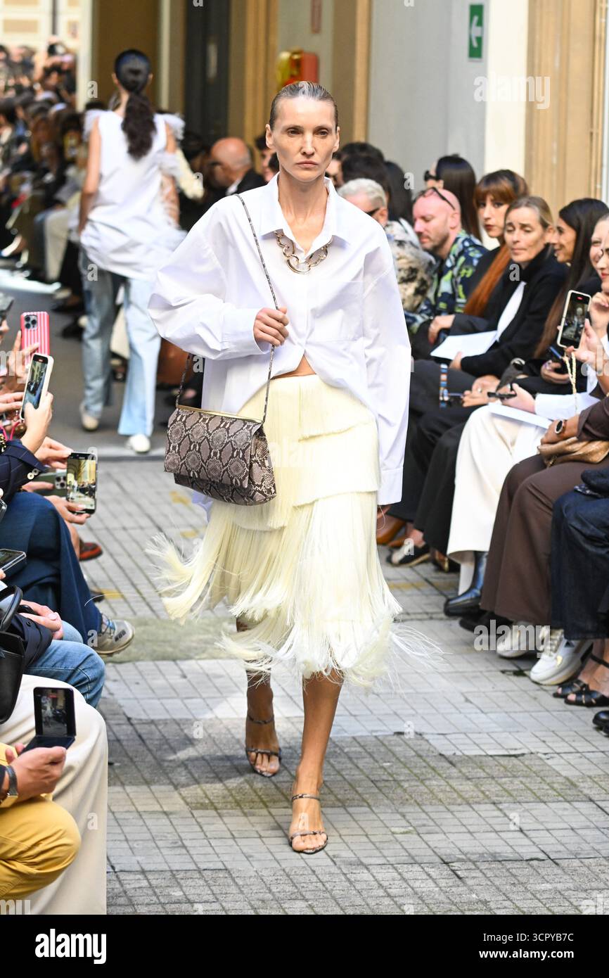 Milan, Milan Women's Fashion Week Spring/Summer 2026 - Women's Fashion ...