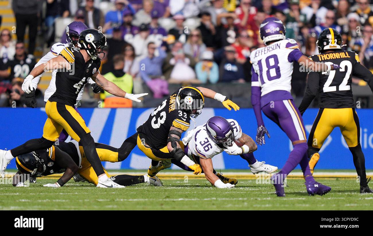 Minnesota vikings v pittsburgh steelers nfl 2025 international hi-res stock photography and ...