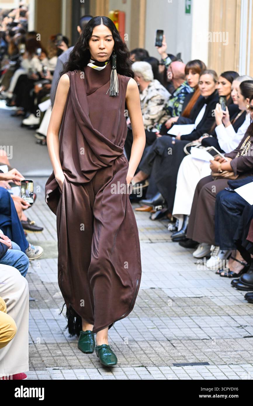 Milan, Milan Women's Fashion Week Spring/Summer 2026 - Women's Fashion ...