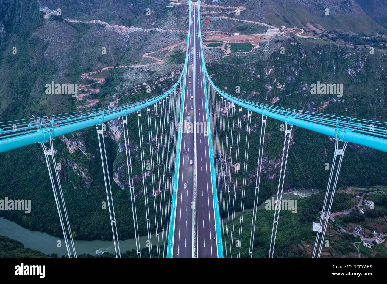 (250928) -- GUANLING, Sept. 28, 2025 (Xinhua) -- An aerial drone photo ...