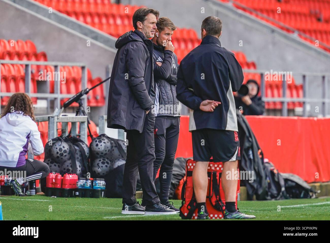 ST HELENS, ENGLAND - September 28: Gary Taylor Liverpool FC women coach ...